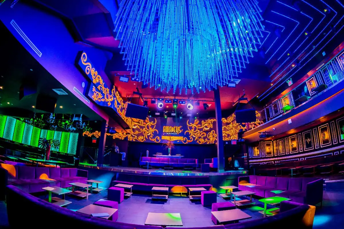 The Best Queens Clubs and Lounges in Queens [2025]